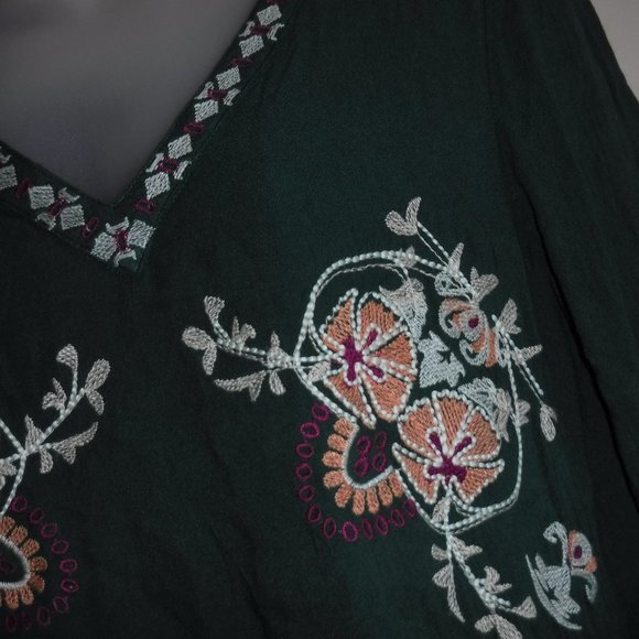 entro | Tops | Entro Green Floral Embroidered Boho Swing Tunic | Poshmark